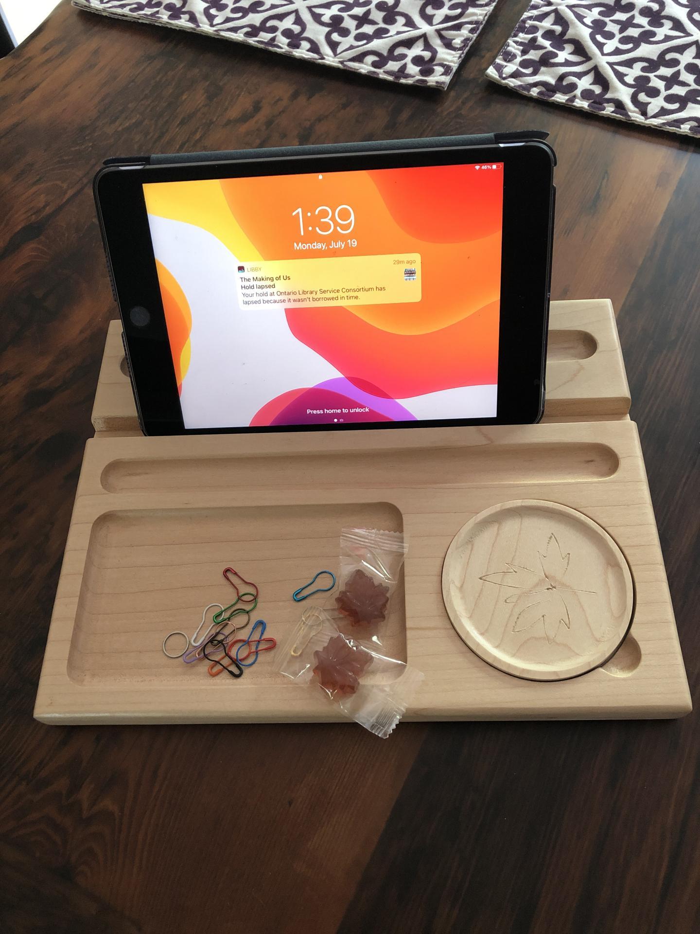 Maple Tablet Tray – Thread and Maple